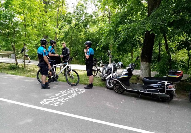 29 и 30 мая на Трассе Здоровья в Одессе остановили более 500 людей с самокатами - Одесса Vgorode.ua