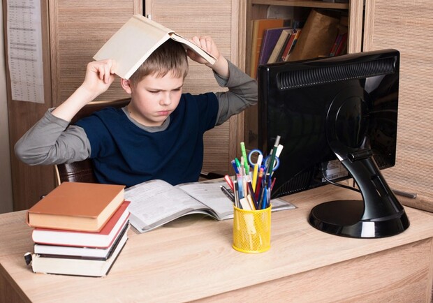 5-11 классы могут перевести на дистанционку: Харьков и область снова соответствуют "оранжевой ...