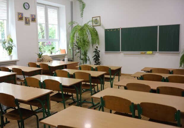 З 14 лютого учні 5-11 класів львівських шкіл можуть повернутись за парти – рішення за ...