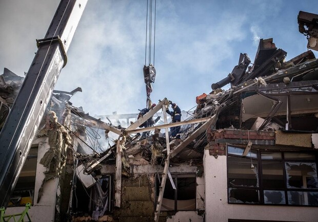 Переселенцы, разрушенные дома, воздушная тревога: статистика по Киеву на 150-й день вторжения ...