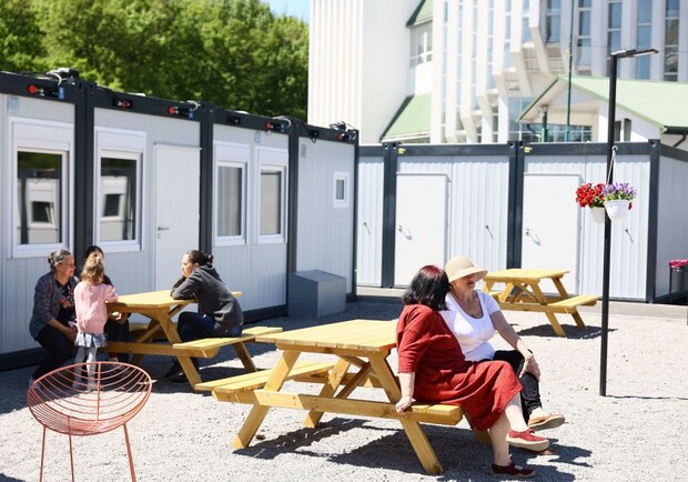 У Львові для переселенців облаштують 8 двоповерхових зимових будиночків - Львів Vgorode.ua