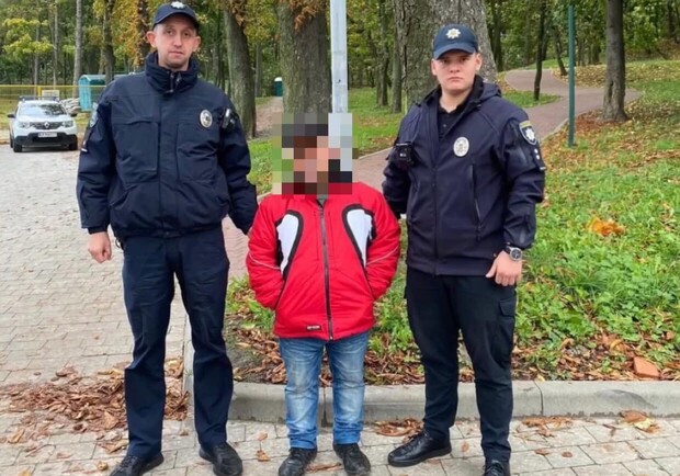 За розпусні дії біля школи затримали 60-річного львів'янина - Львів Vgorode.ua