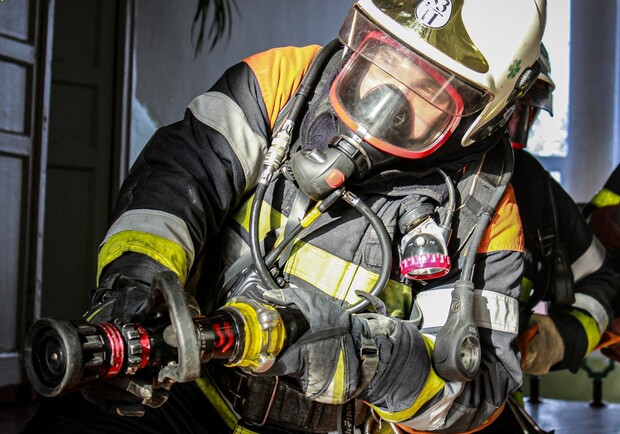 На Жовківщині горів будинок - Львів Vgorode.ua