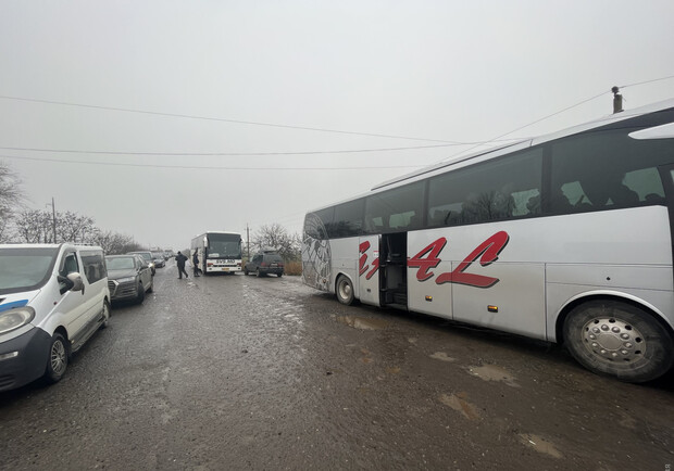 Де на Одещині черги з фур на пунктах пропуску до Молдови та Румунії - Одеса Vgorode.ua