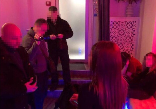 В Киеве чиновники организовали и "крышевали" места разврата - Одесса Vgorode.ua