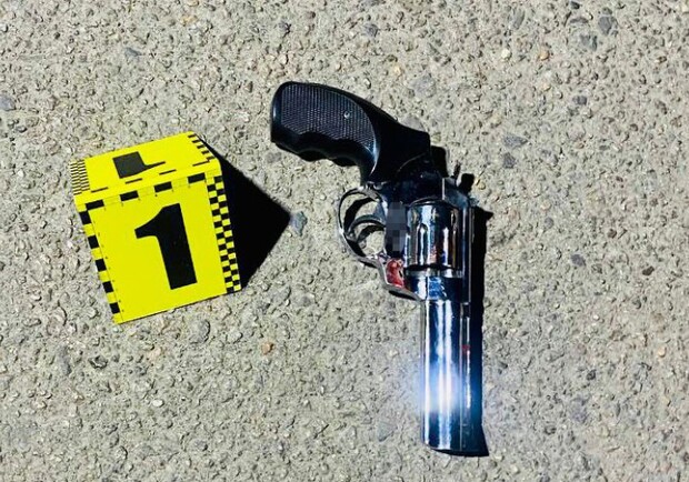 На селищі Котовського чоловік вчинив стрілянину - Одеса Vgorode.ua