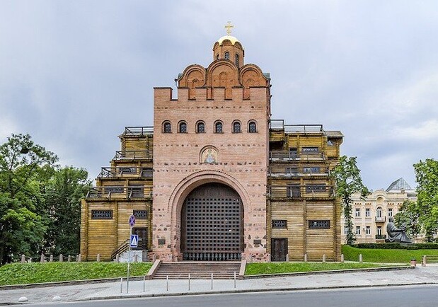 Романтичні історії навколо Золотих воріт - Екскурсії Київ Vgorode.ua