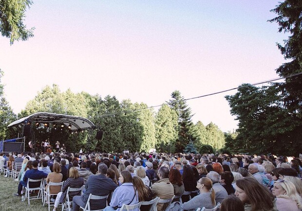 Джазовий Sting в саду - Концерти Львів Vgorode.ua
