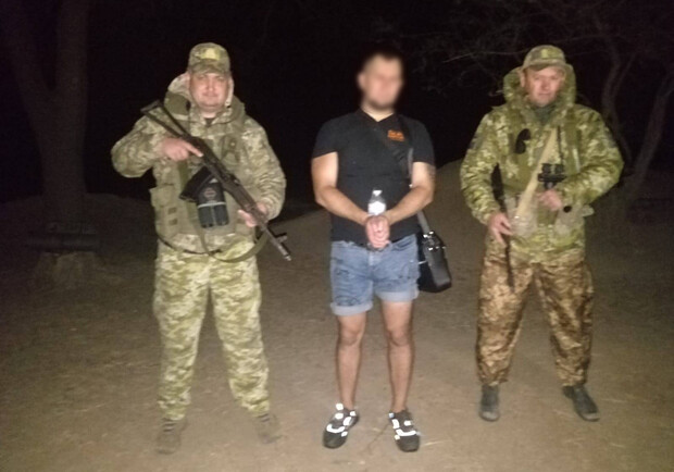 На Одещині затримали чоловіка за десять метрів від молдавського кордону - Одеса Vgorode.ua