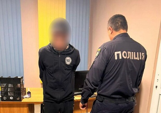 У Вилкове на Одещині чоловік мало не вбив ножем 13-річного хлопчика (фото, відео) - Одеса Vgorode.ua