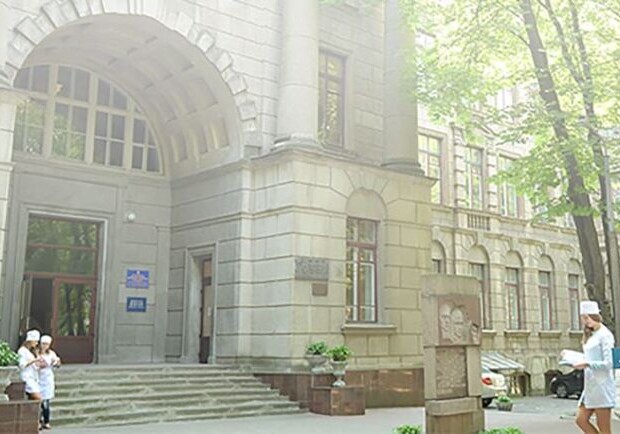 Мовний скандал у Дніпрі: викладачку медуніверситету покарали - Дніпро Vgorode.ua