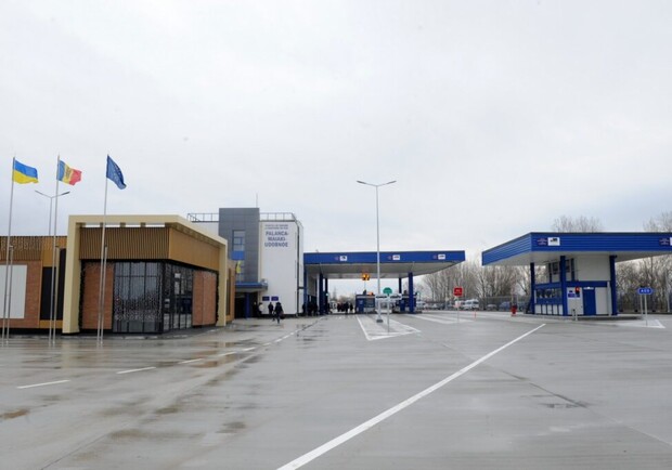 Одесскому волонтеру с инвалидностью не разрешили выехать за границу - Одесса Vgorode.ua