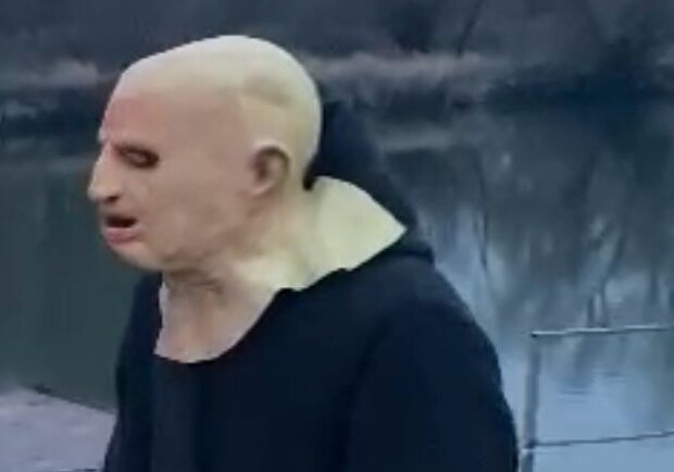 Одесит у костюмі міфічного героя намагався перетнути кордон (відео) - Одеса Vgorode.ua