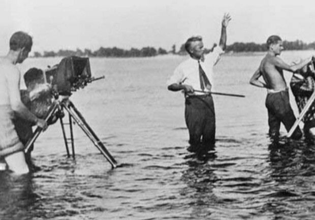 Одеситів запрошують знятися в масовці фільму про Довженка - Одеса Vgorode.ua