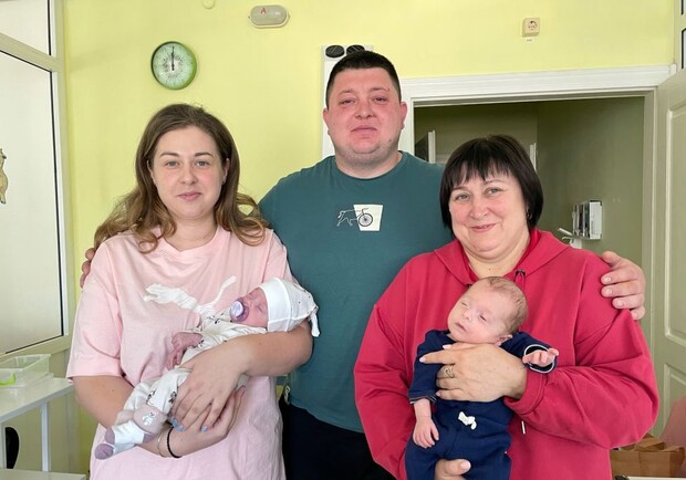 Львівські лікарі врятували двох немовлят, які народилися з важкими ускладненнями - Львів Vgorode.ua