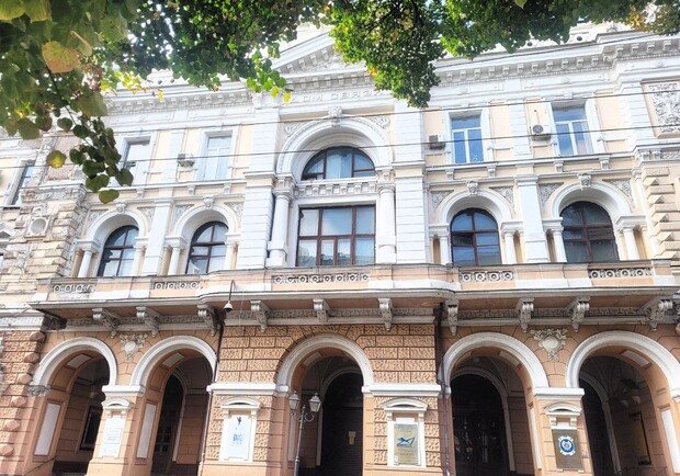 В Одесі з 30 вересня 2024 року не працює головпоштамп на вулиці Садовій (фото) - Одеса Vgorode.ua