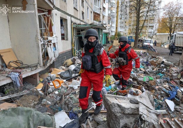 Родичі за кордоном: встановлено особу чоловіка, який загинув під час авіаудару по житловому ...