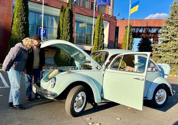 Мешканець Дніпра зробив з 54-річного Volkswagen Beetle музейний експонат (ФОТО) - Дніпро Vgorode.ua