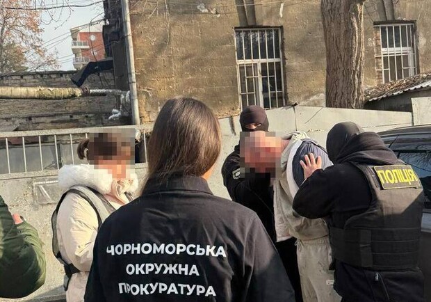 В Одессе мужчина требовал от военного 25 тысяч долларов за оформление непригодности (фото ...