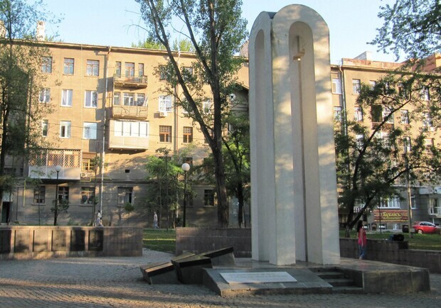 У Харкові прибрали імена військових з пам'ятника на вулиці Культури - Харків Vgorode.ua