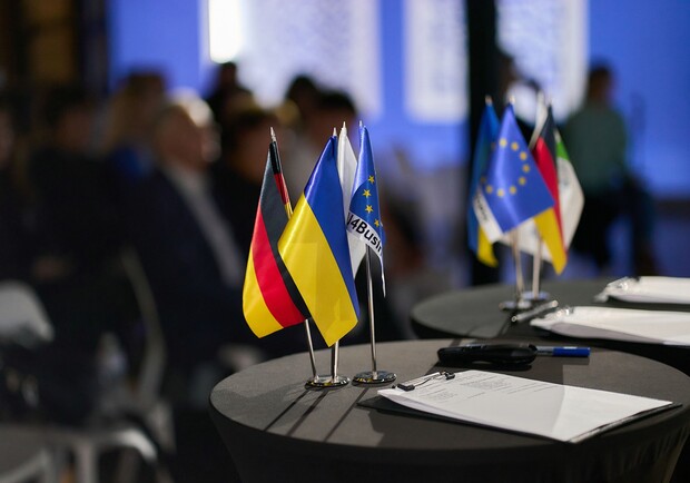 Від навчання — до працевлаштування: в Україні анонсували Проєкт з перепідготовки жінок - Харків ...