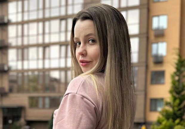 Блогерка з Дніпра заплатила $15 тисяч за незаконний виїзд ексбойфренда з України - Дніпро Vgorode.ua