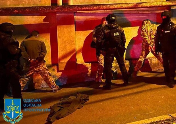 В Одесской области вынесли приговор псевдоправоохранителям, которые требовали деньги у ...