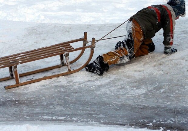 В Купянском районе 11-летний мальчик попал под обстрел во время катания на санках - Харьков ...