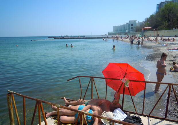 Сегодня температура воды в Азовском море - 19-20, а в Черном - 16 градусов - Одесса Vgorode.ua