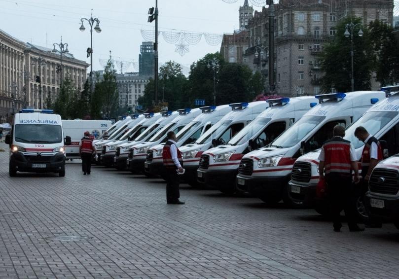 Киевские медики получили 25 новых машин - Киев Vgorode.ua