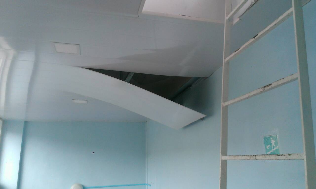 В Днепре затопило школу №106 - Днепр Vgorode.ua